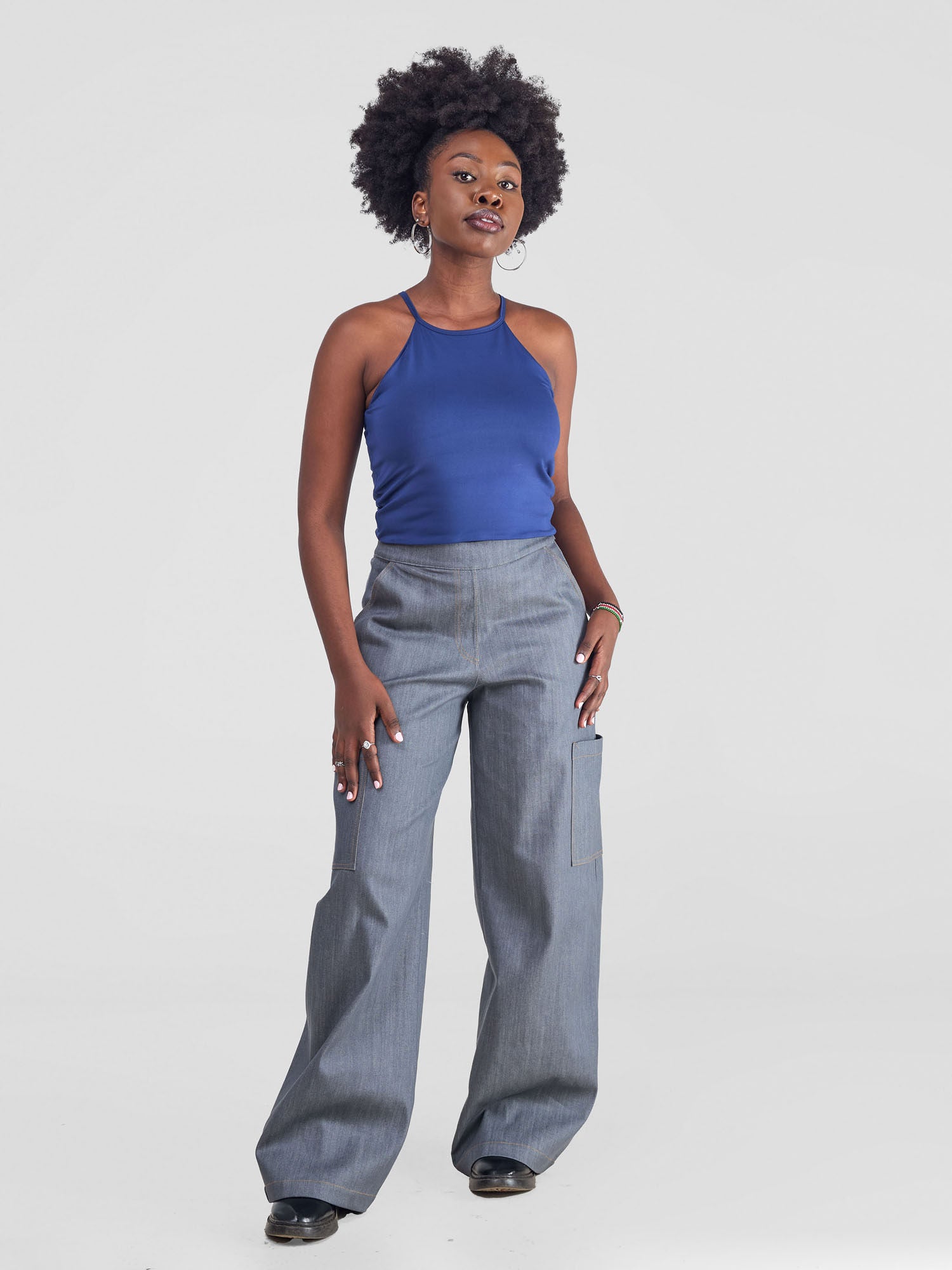 Zoya Yuni Halter Midriff Top - Navy Blue – Shopzetu