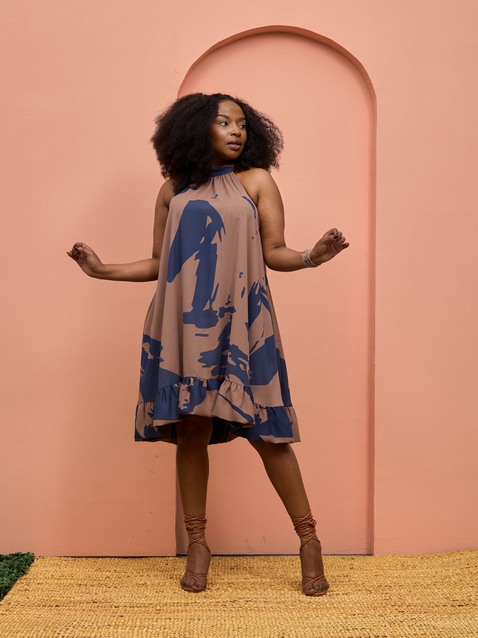 Vivo Beali Baby Doll Dress - Dark Taupe / Navy Lea Print – Shopzetu