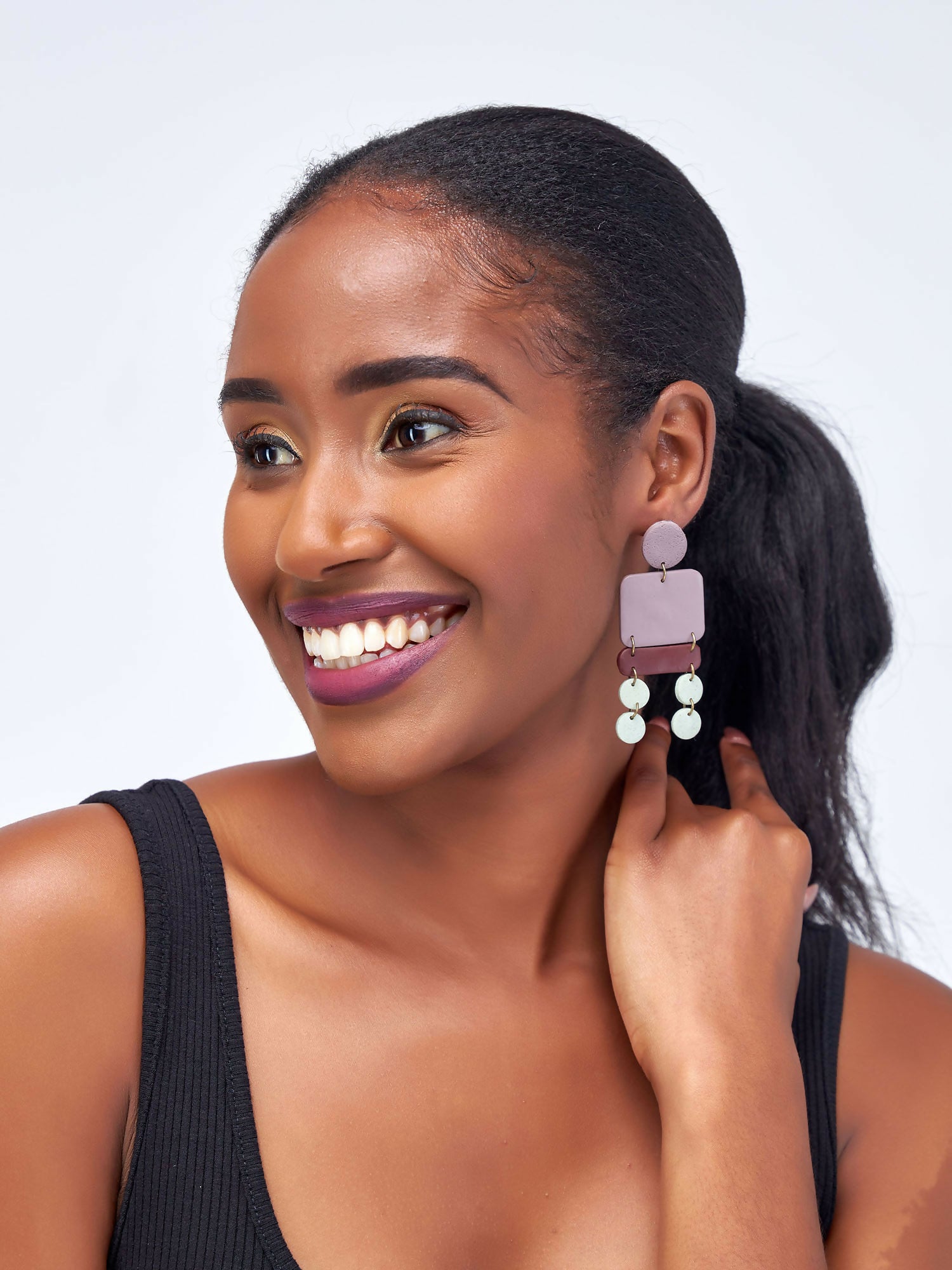 Clay Koki Lilac Dangles - Lilac – Shopzetu